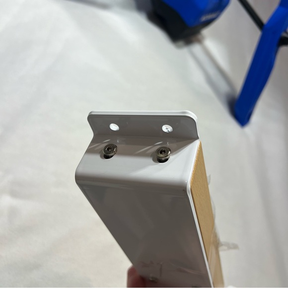 Saris | Accents | Saris The Show Off Bike Rack Wall Display White ...